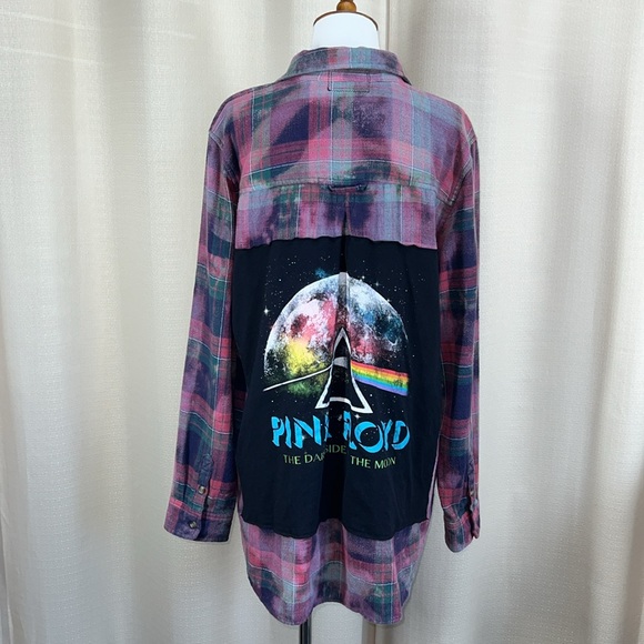 fashionably flo | Tops | Pink Floyd Bleach Burnout Tie Dye Patch Fringe ...